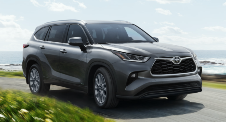 2026 Toyota Highlander vs. Competition | 3-Row SUV Comparison